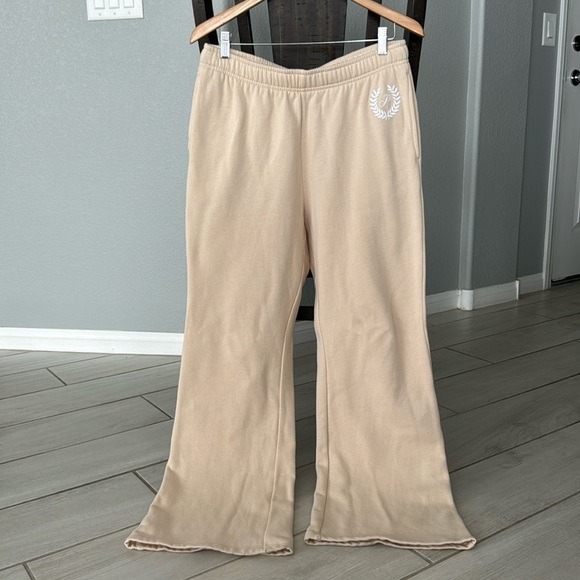 PINK Victoria's Secret | Pants & Jumpsuits | Nwot Victorias Secret Pink ...